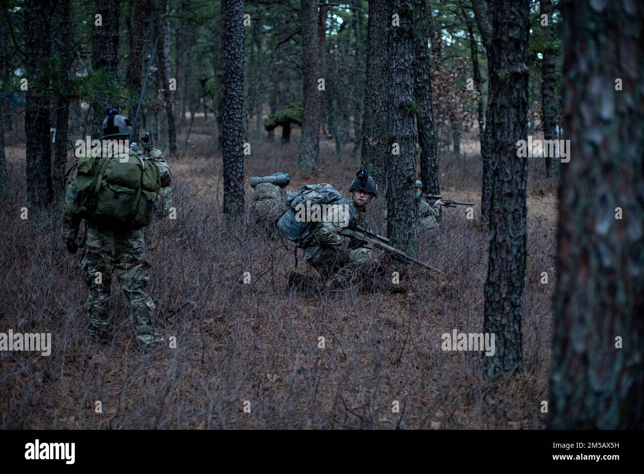 U.S. Army Soldiers with the New Jersey National Guard's Reconnaissance ...