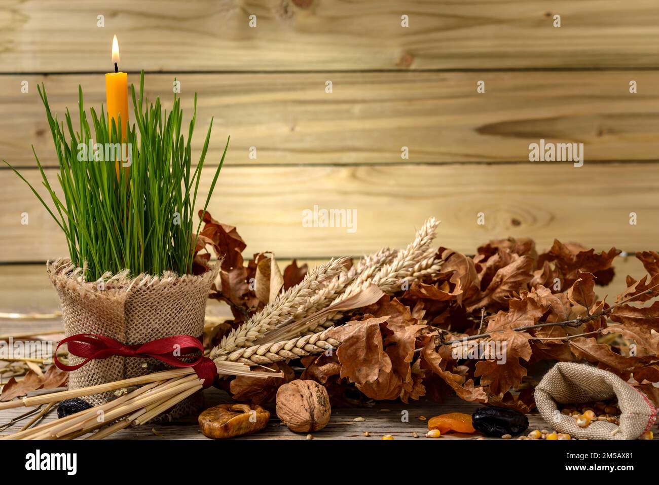 Burning a yule log hi-res stock photography and images - Alamy