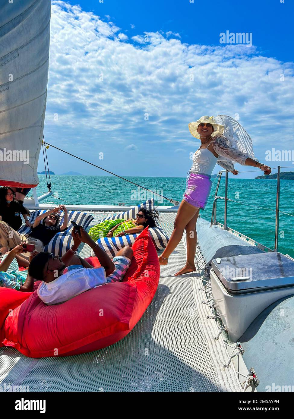 islands visiting phuket thailand hi-res stock photography and images ...