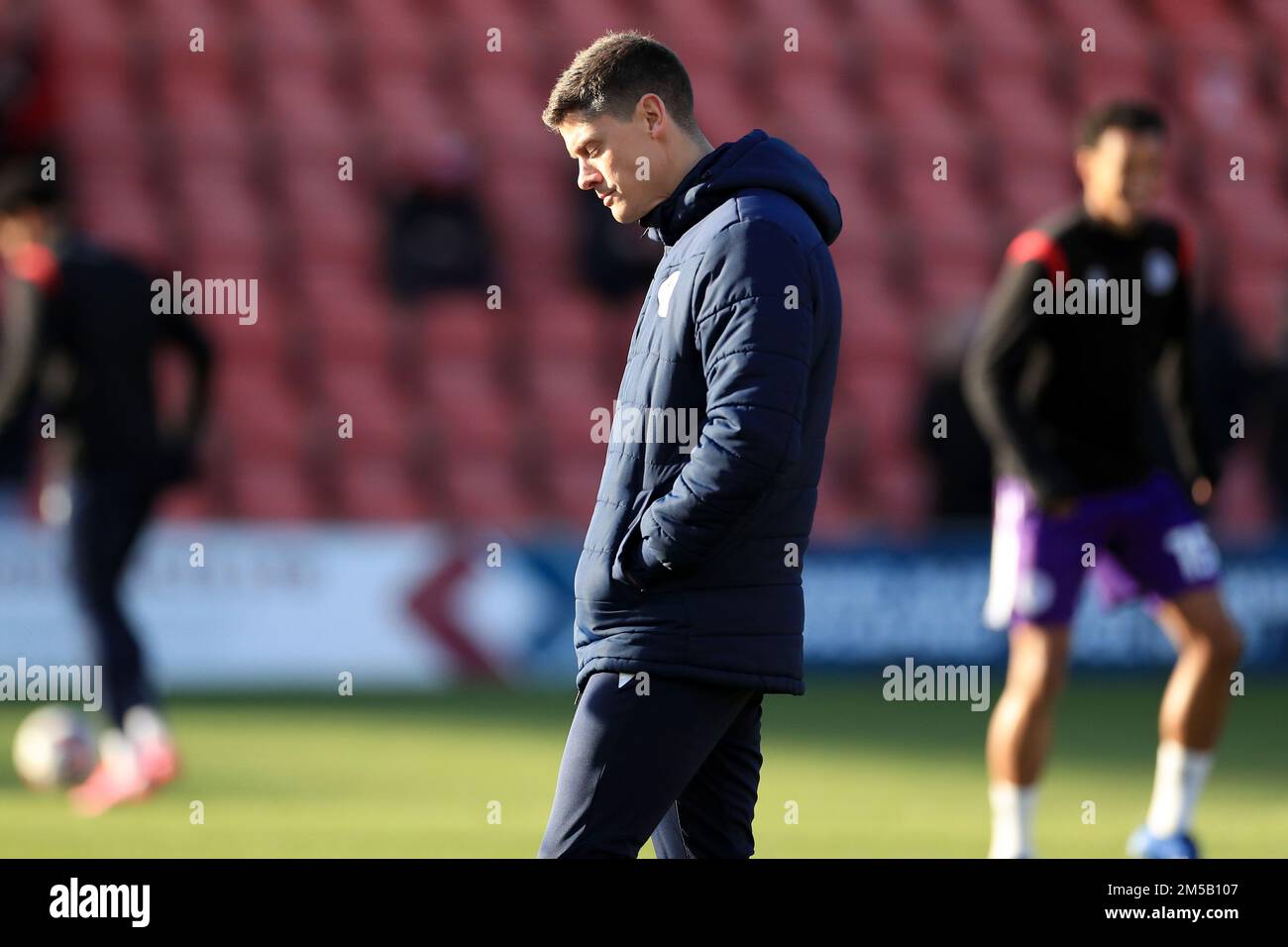 Football coach alex revell hi-res stock photography and images - Alamy