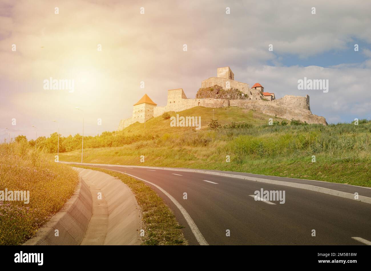 At the top of the hill, on a basalt massif, dominating the upper city ...