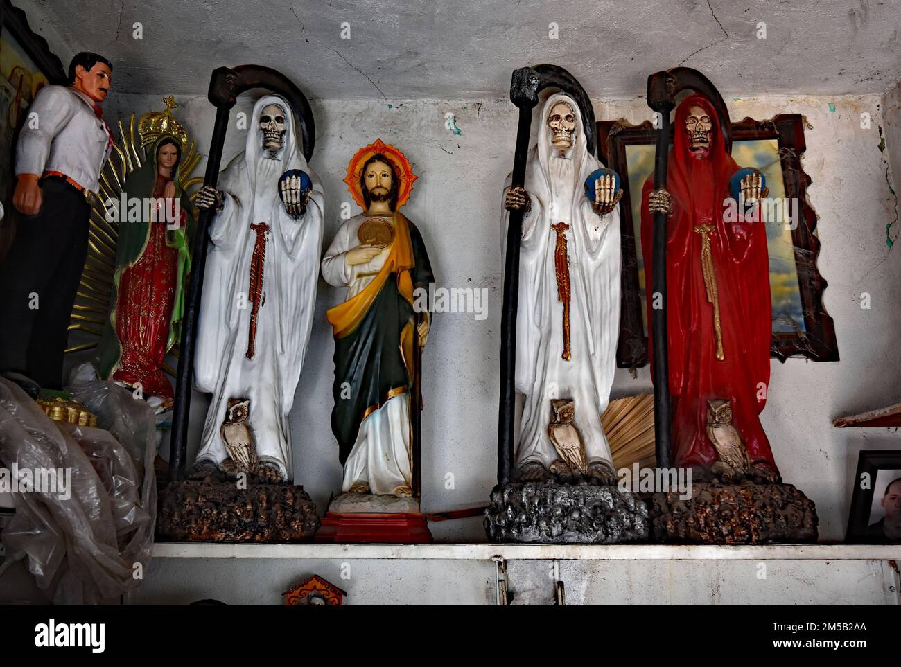 Jesus Malverde Culiacan Hi-res Stock Photography And Images Alamy | atelier-yuwa.ciao.jp