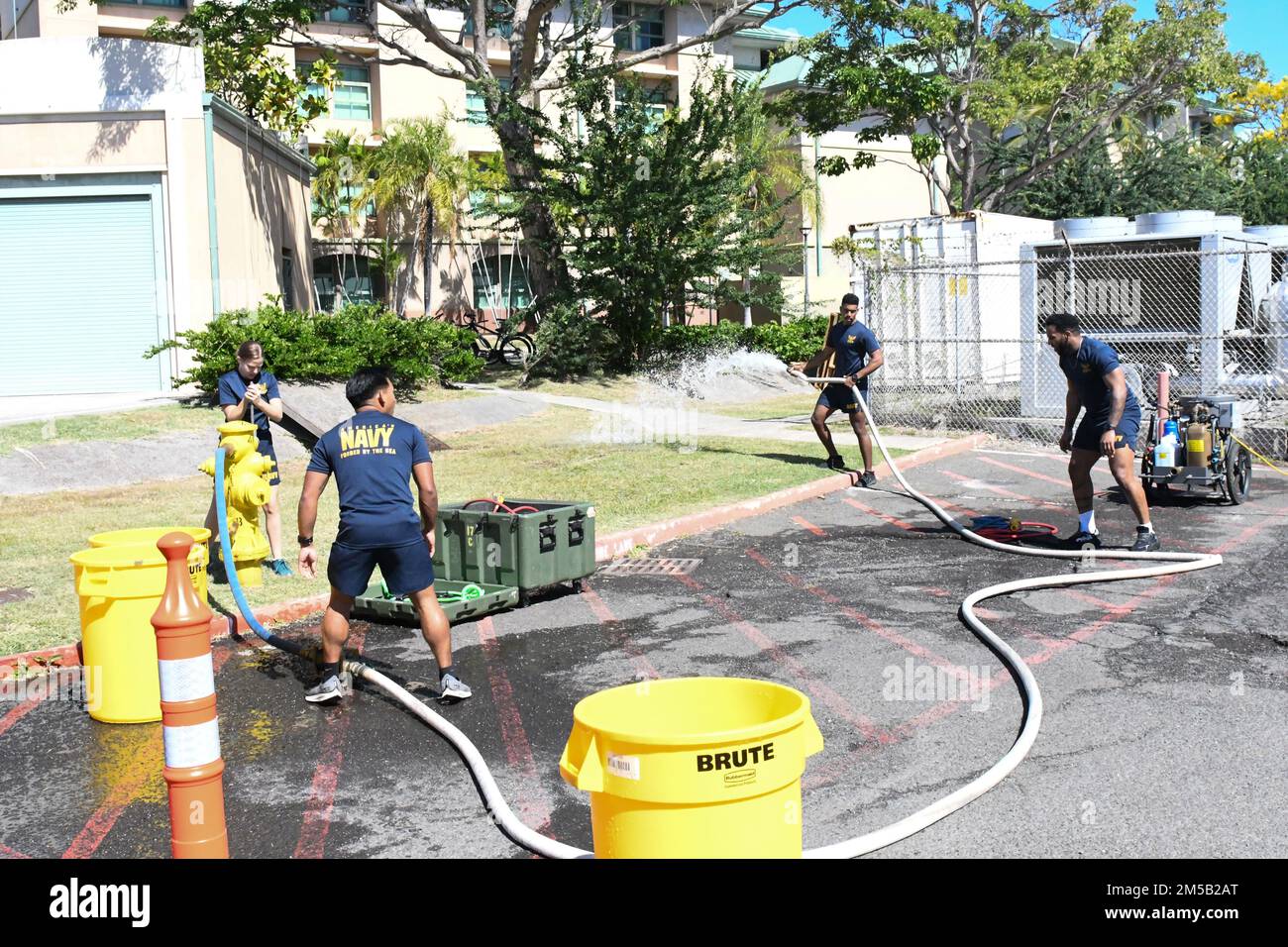 Sailors from Navy Medicine Readiness and Training Command Pearl Harbor ...