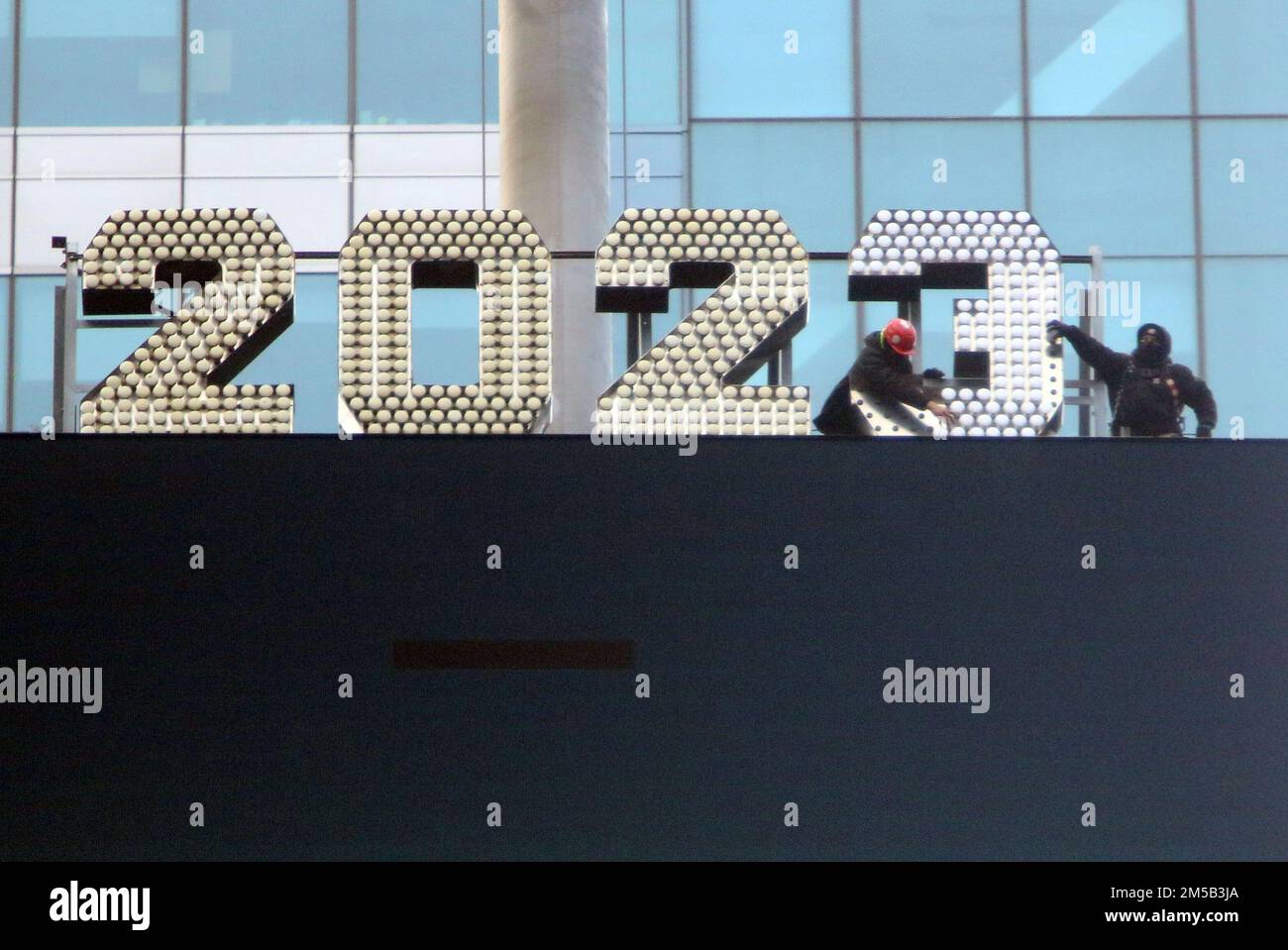 Numbers Placed On One Time Square For New Years Eve Celebration ...