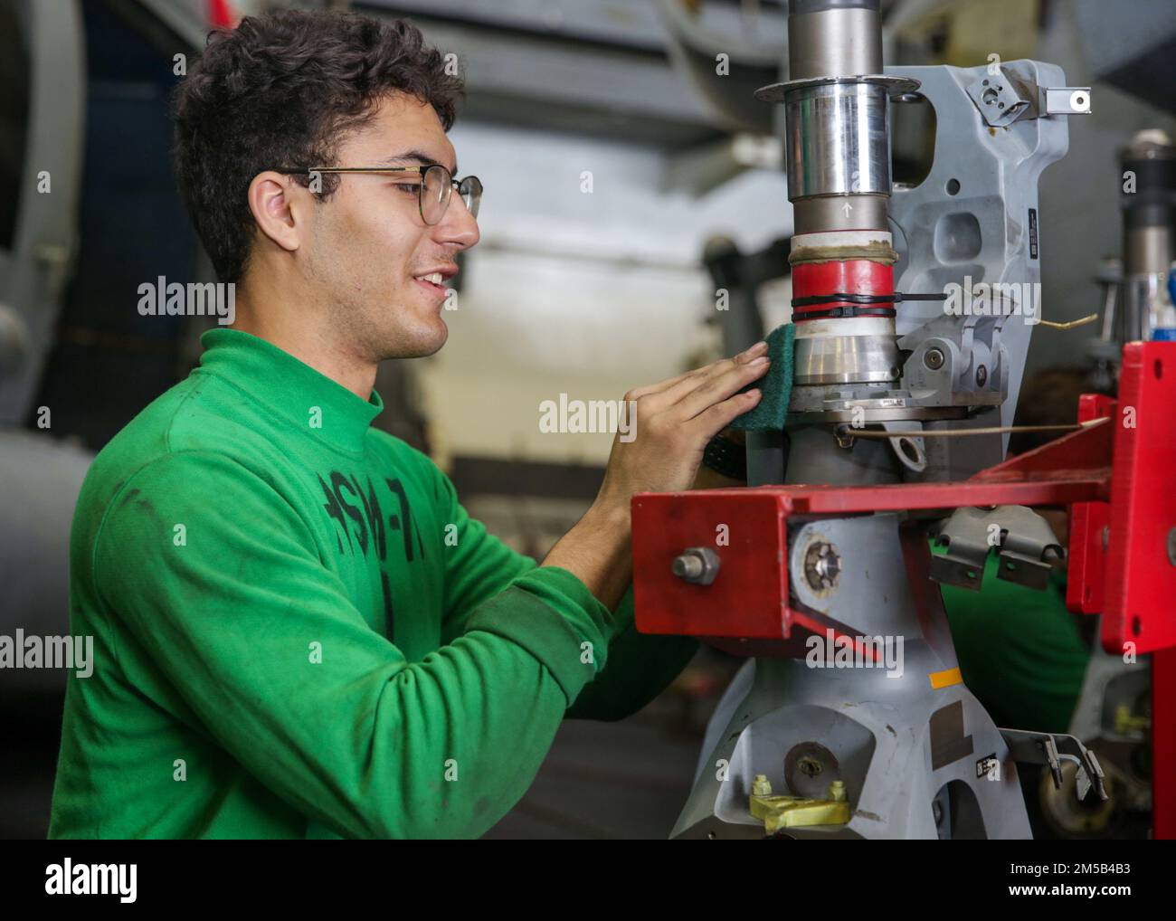 PHILIPPINE SEA (Feb. 18, 2022) Aviation Machinist’s Mate Airman Dominic ...