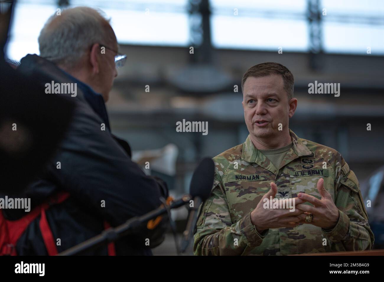 Col. Geoffrey A. Norman, 1st Infantry Division forward’s commander ...