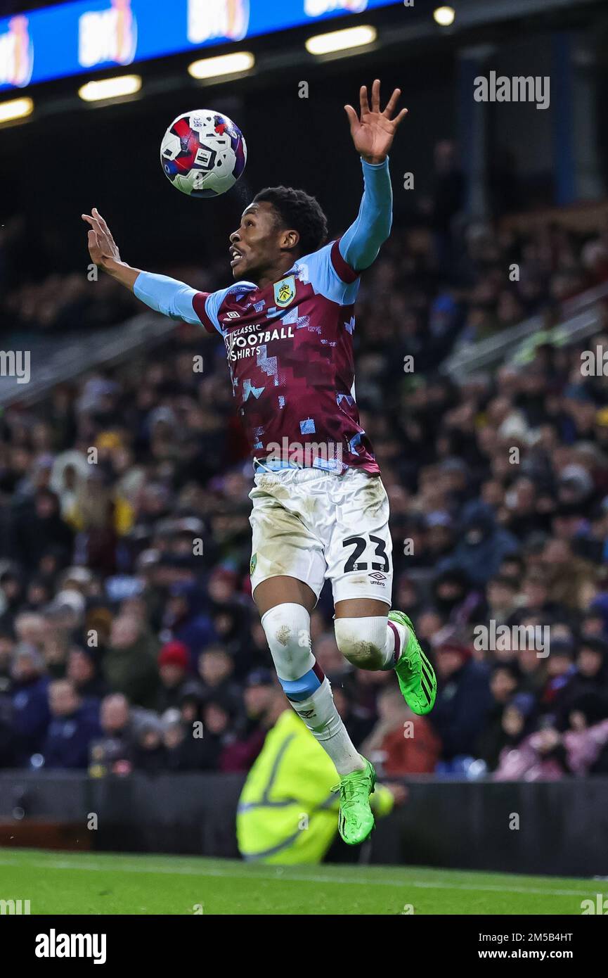 Nathan Tella #23 of Burnley controls the ball during the Sky Bet ...