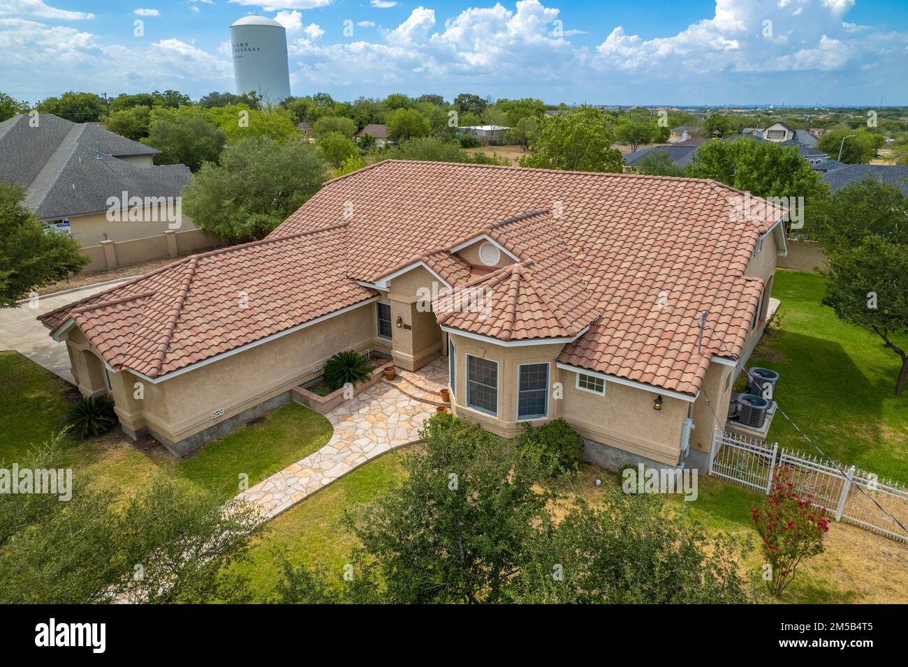 the front view of a home Stock Photo - Alamy
