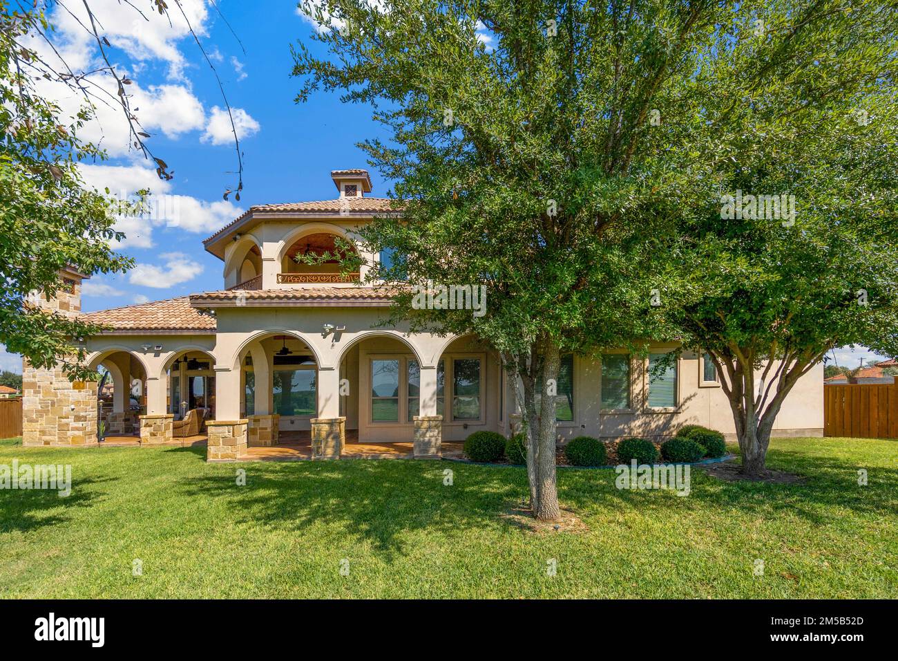 a home back yard Stock Photo - Alamy