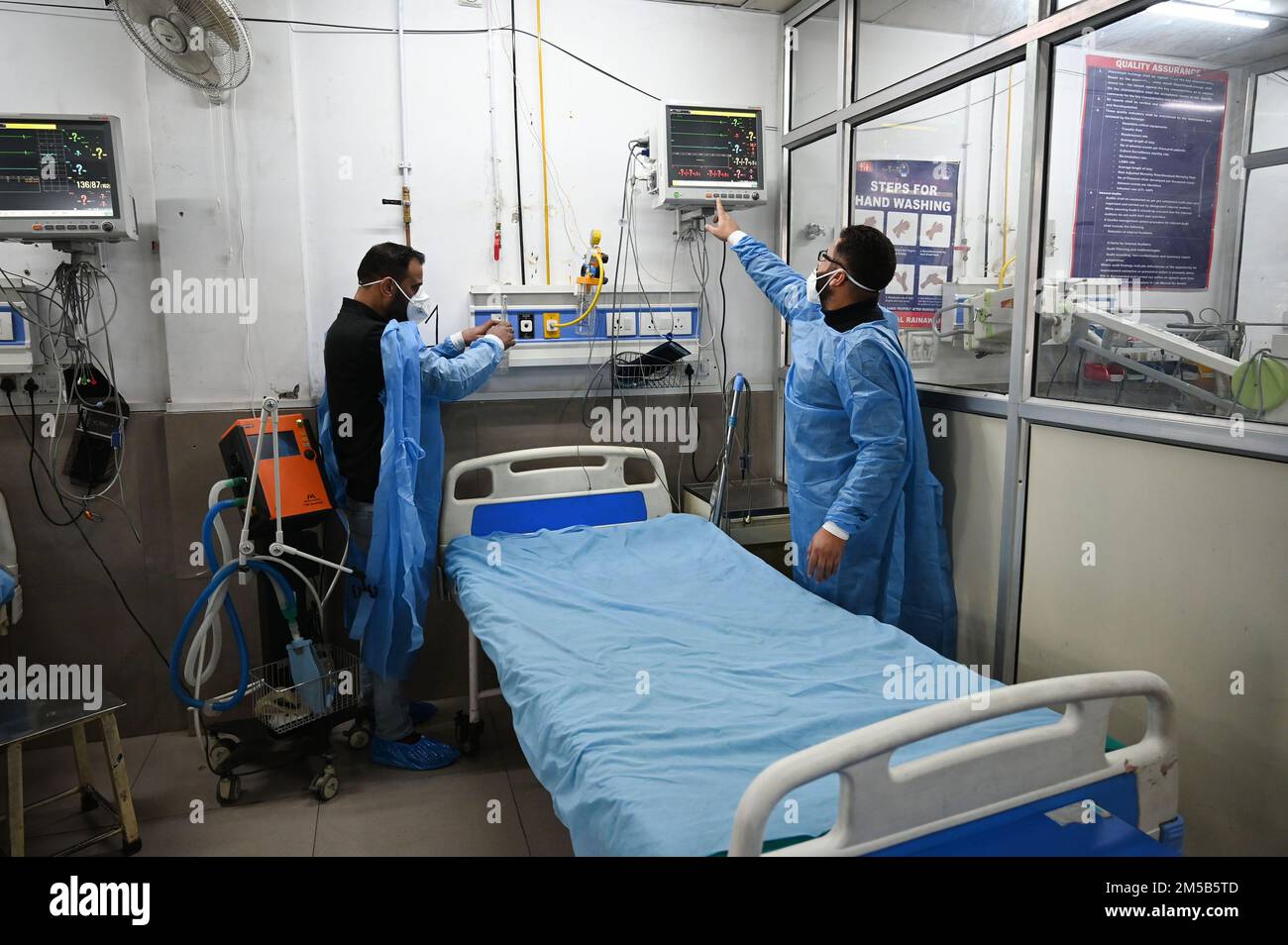 SRINAGAR, INDIA - DECEMBER 27: Medical staff during mock drill to take ...