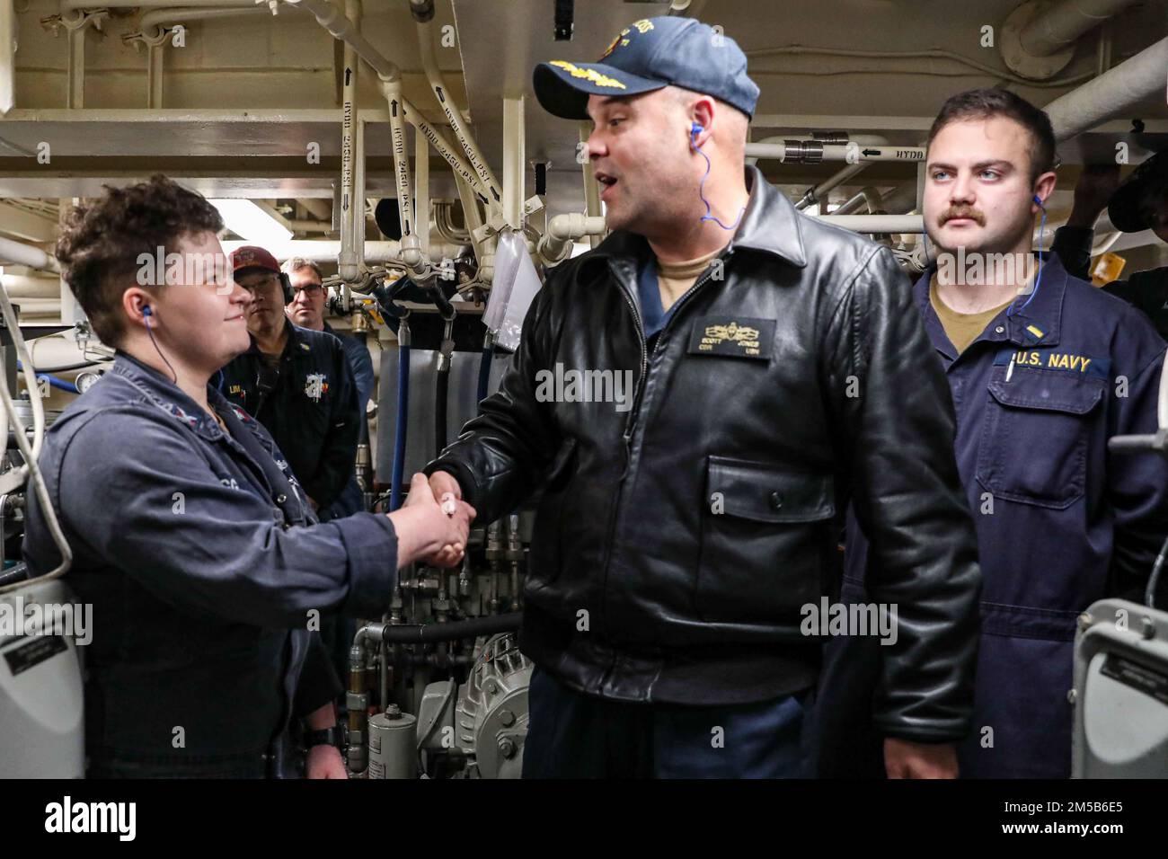 220218-N-UN585-1031 MEDITERRANEAN SEA (Feb. 18, 2022) Cmdr. Scott Jones ...