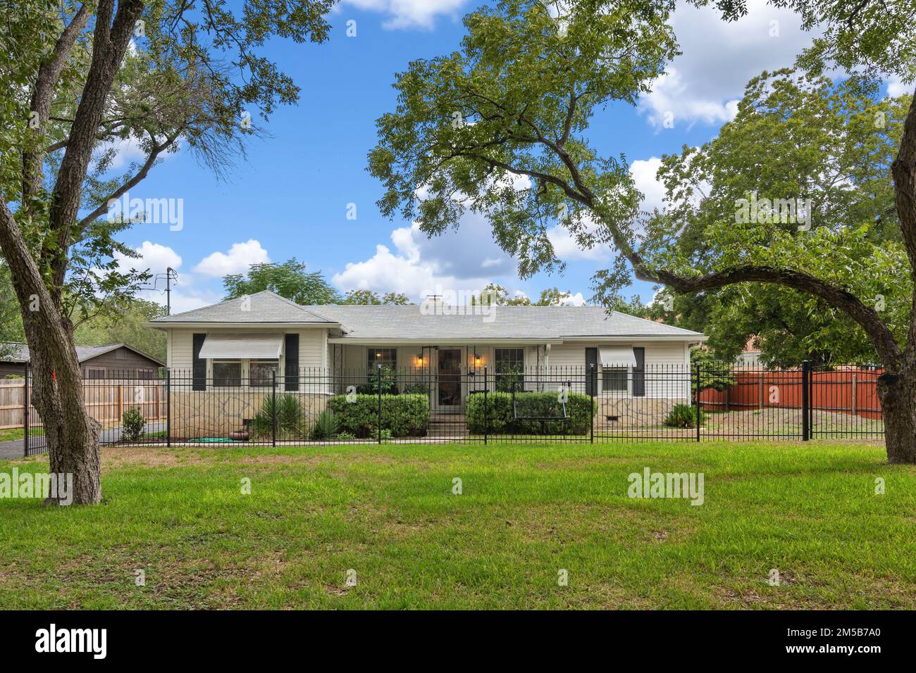 the front view of a home Stock Photo - Alamy