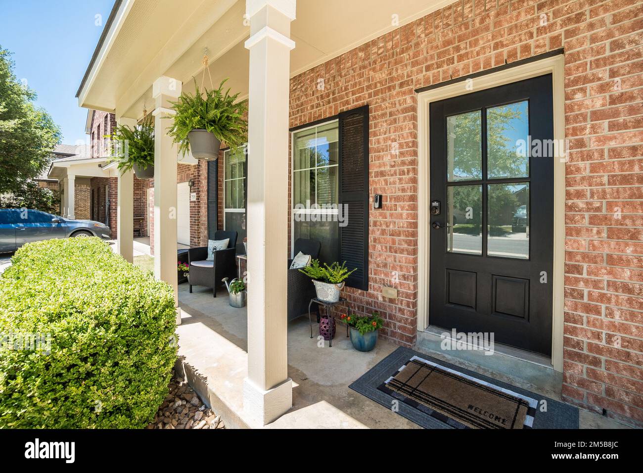the front view of a home Stock Photo - Alamy
