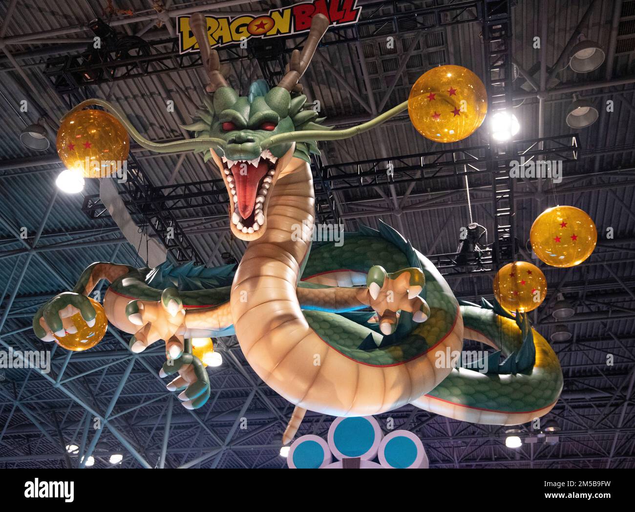New York, USA. 08th Oct, 2022. New York Comic Con scenes, cosplayers at ...