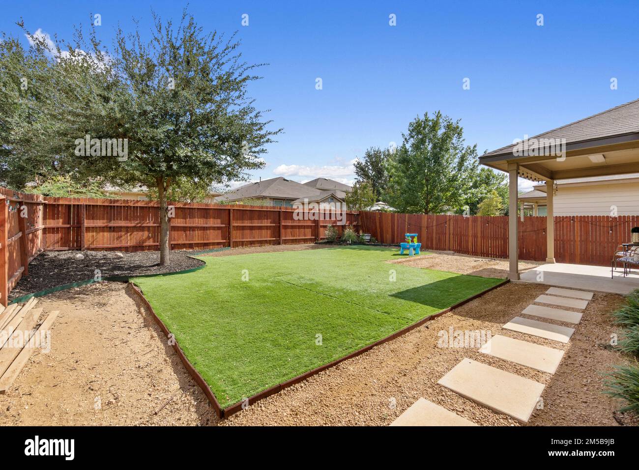 a home back yard Stock Photo - Alamy