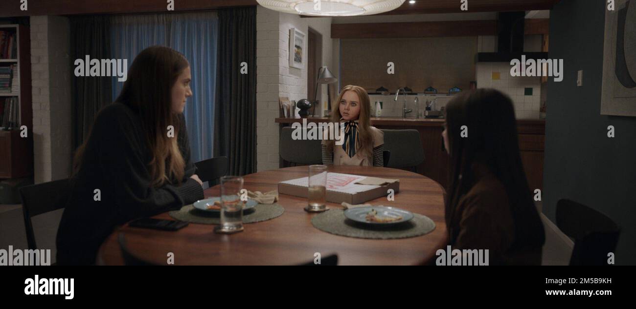 M3GAN, (aka MEGAN), from left: Allison Williams, Amie Donald as M3gan ...