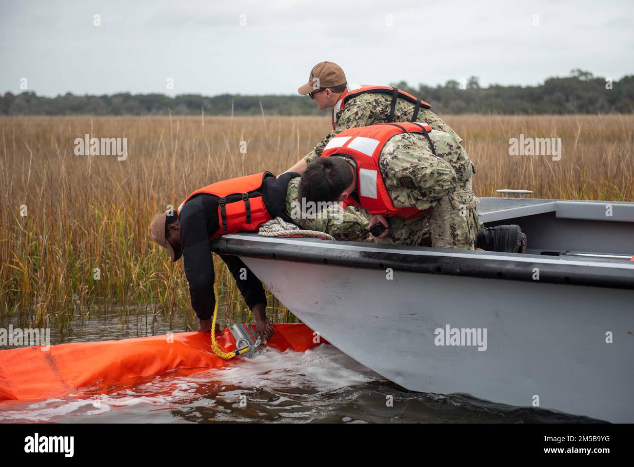 220218-N-KG461-1432 Kings Bay, Ga. (Feb. 18, 2022) Machinist’s Mate ...