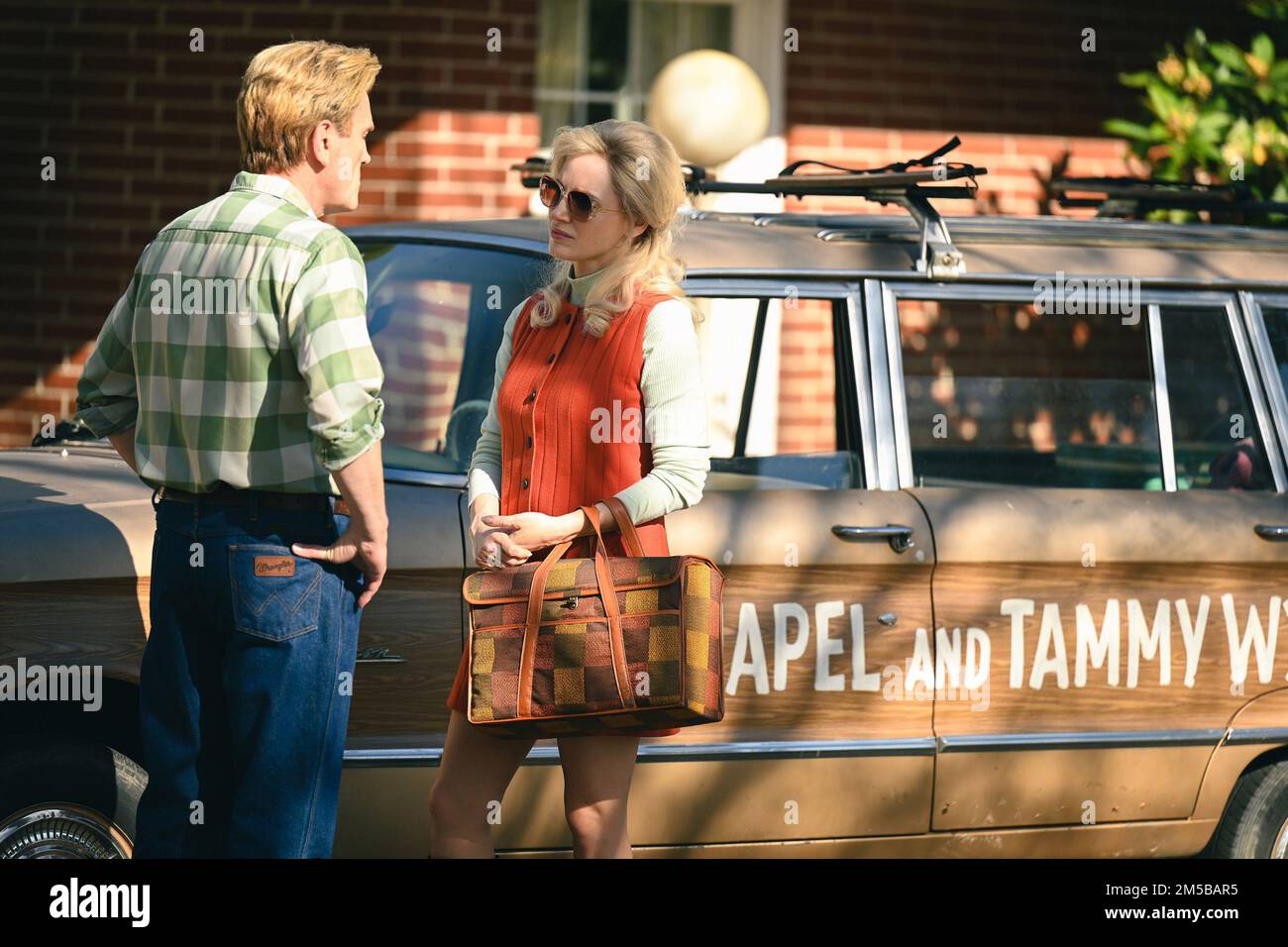 GEORGE & TAMMY, (aka GEORGE AND TAMMY), from left: Pat Healy as Don ...