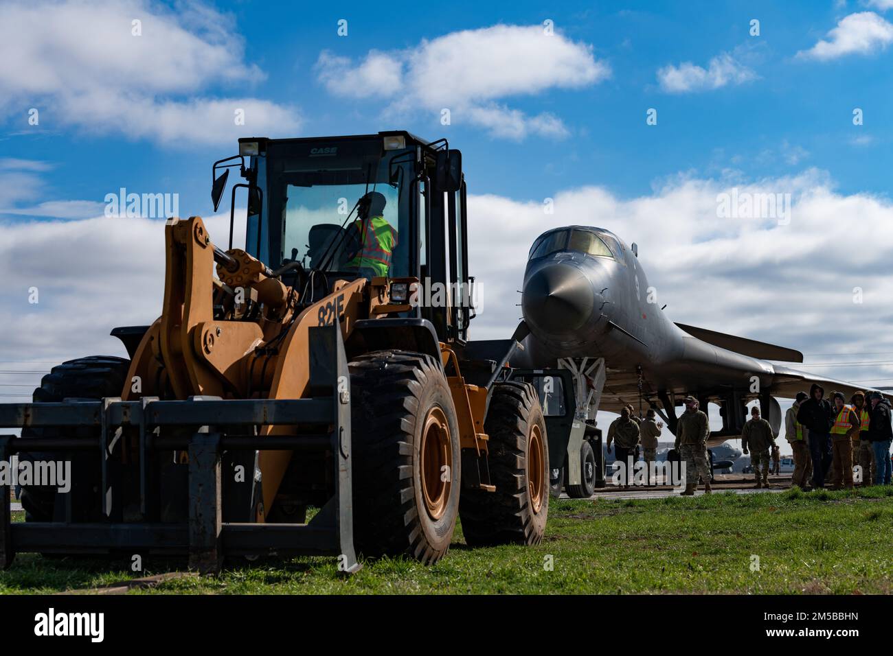 Airmen from the 2nd Bomb Wing and the 76th Expeditionary Depot ...