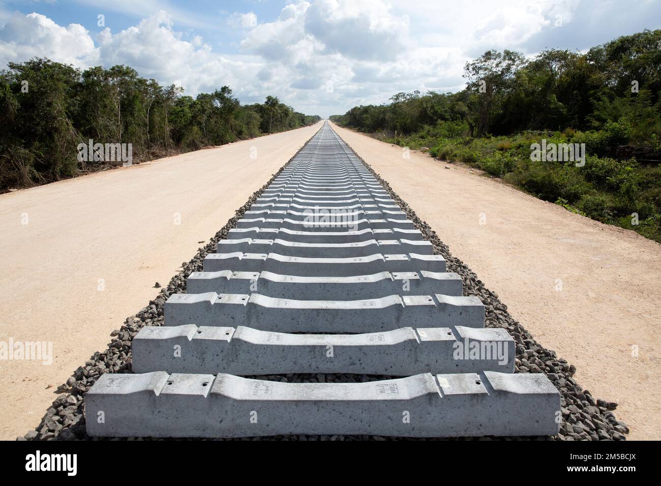Mayan railroad hi-res stock photography and images - Alamy
