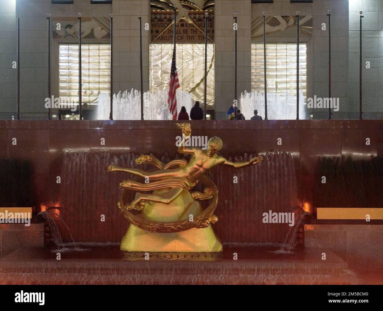 Prometheus at Rockefeller Center Stock Photo - Alamy