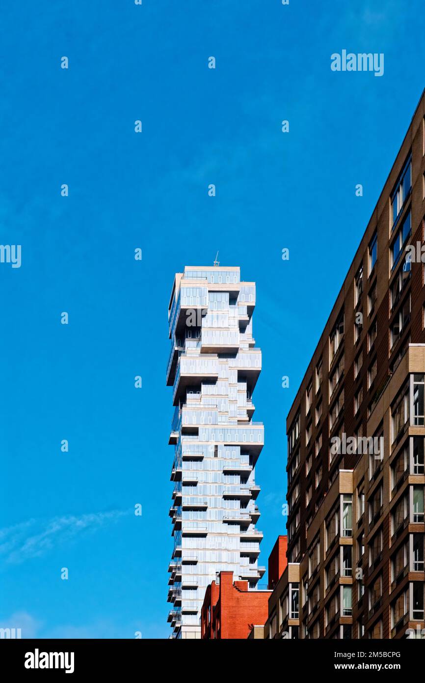 Modern terraced building hi-res stock photography and images - Alamy