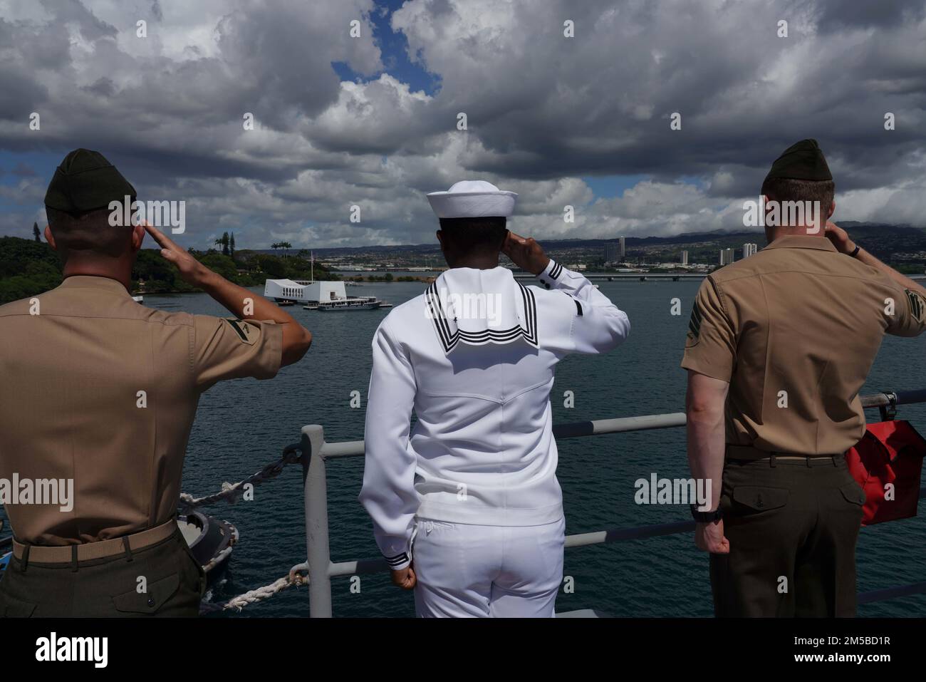 PEARL HARBOR, HAWAII (Feb. 19, 2022) Sailors and Marines aboard ...