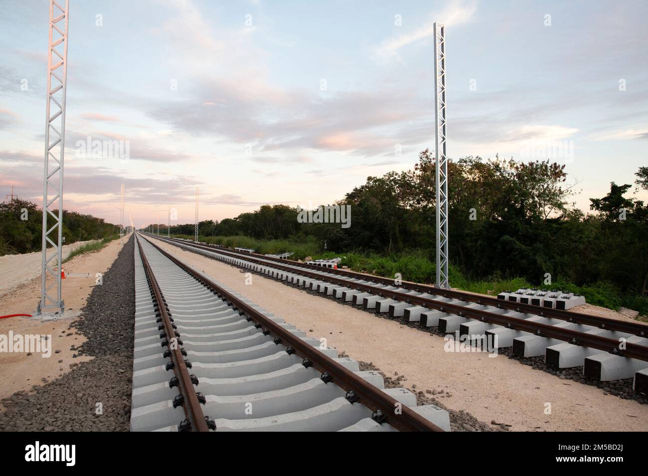 Mayan railroad hi-res stock photography and images - Alamy