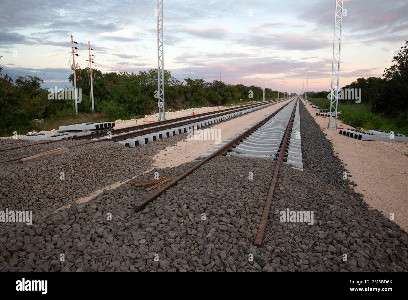 Mayan railroad hi-res stock photography and images - Alamy