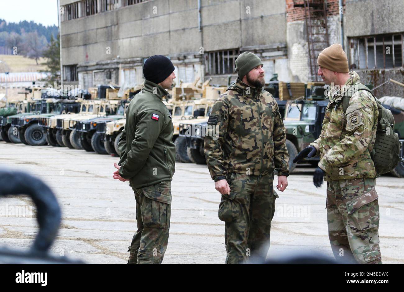 Polish Soldiers gives Paratroopers assigned to the 3rd Brigade Combat ...