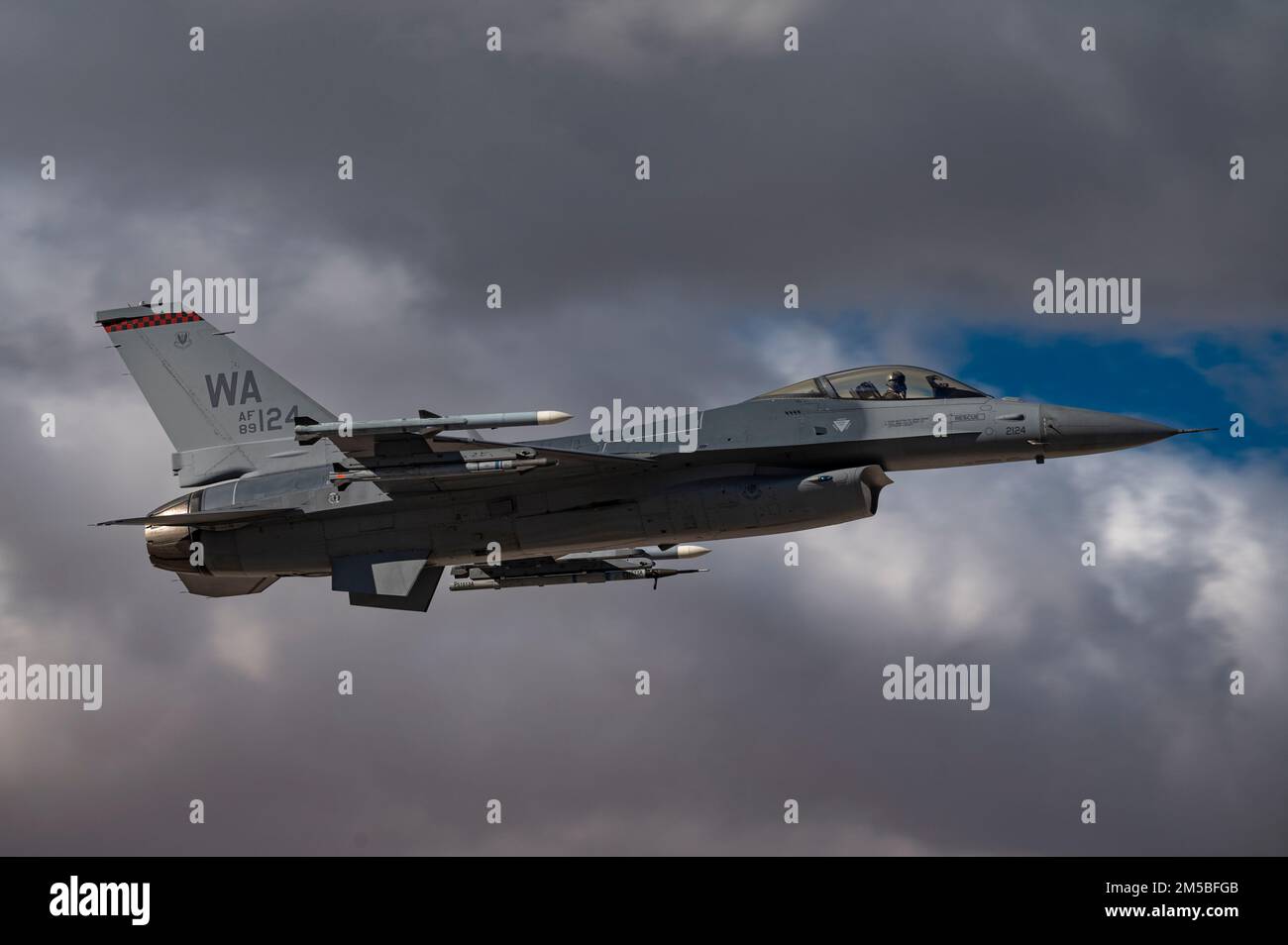 An F-16C Fighting Falcon assigned to the 16th Weapons Squadron, U.S ...