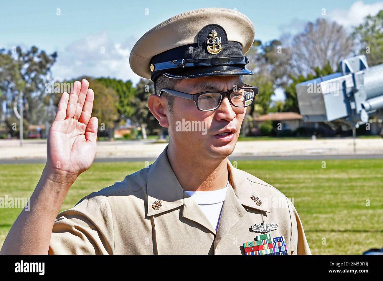 220222-N-AS200-4263 POINT MUGU, Calif. (Feb. 22, 2022) – Senior Chief ...