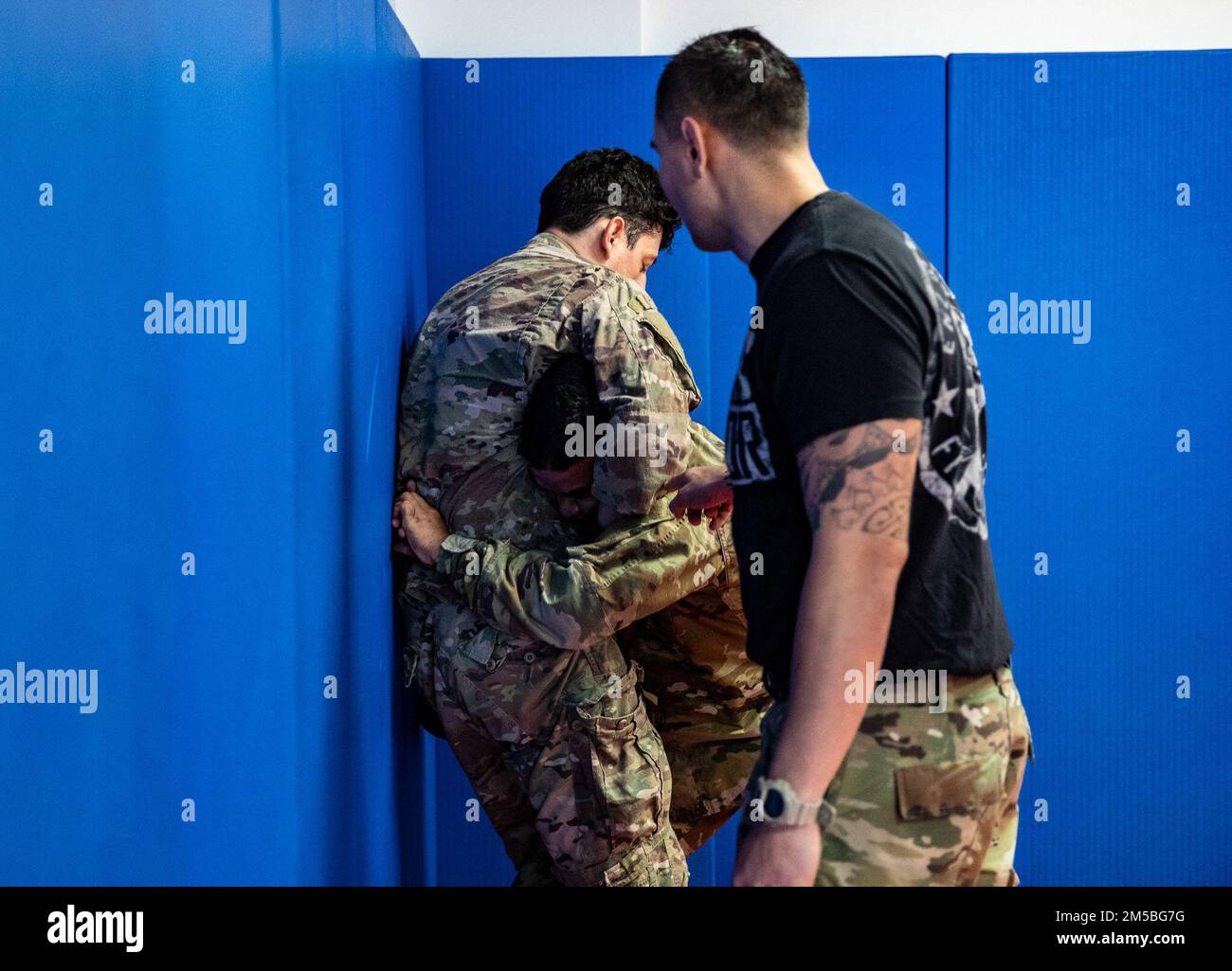 Combatives hi-res stock photography and images - Alamy