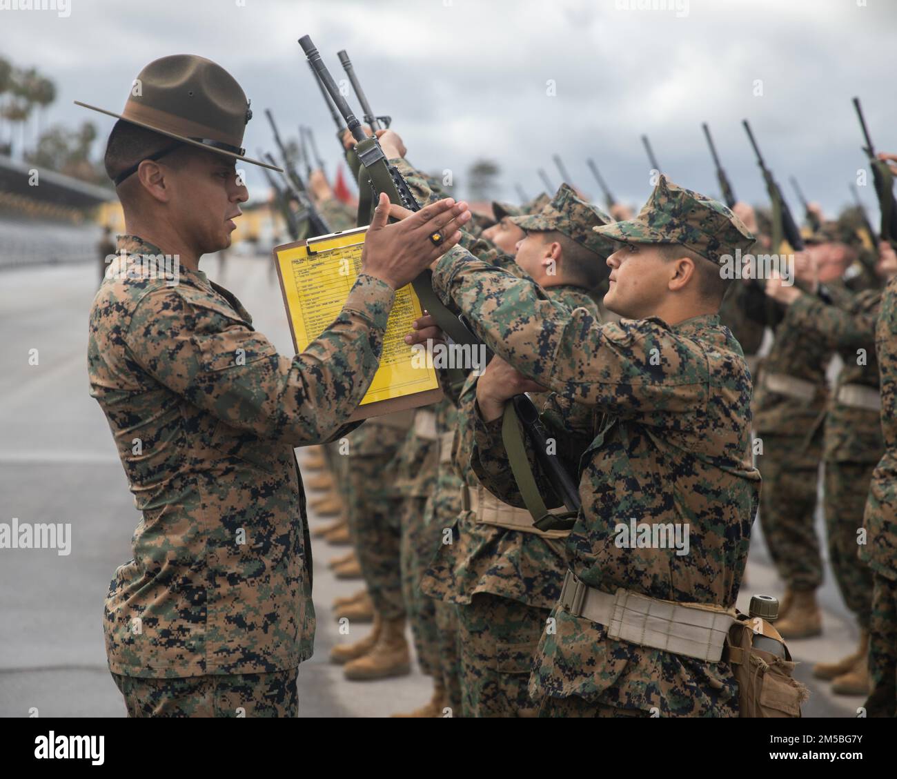 U.S. Marine Corps Gunnery Sgt. Jose Flores, the Recruit Training ...