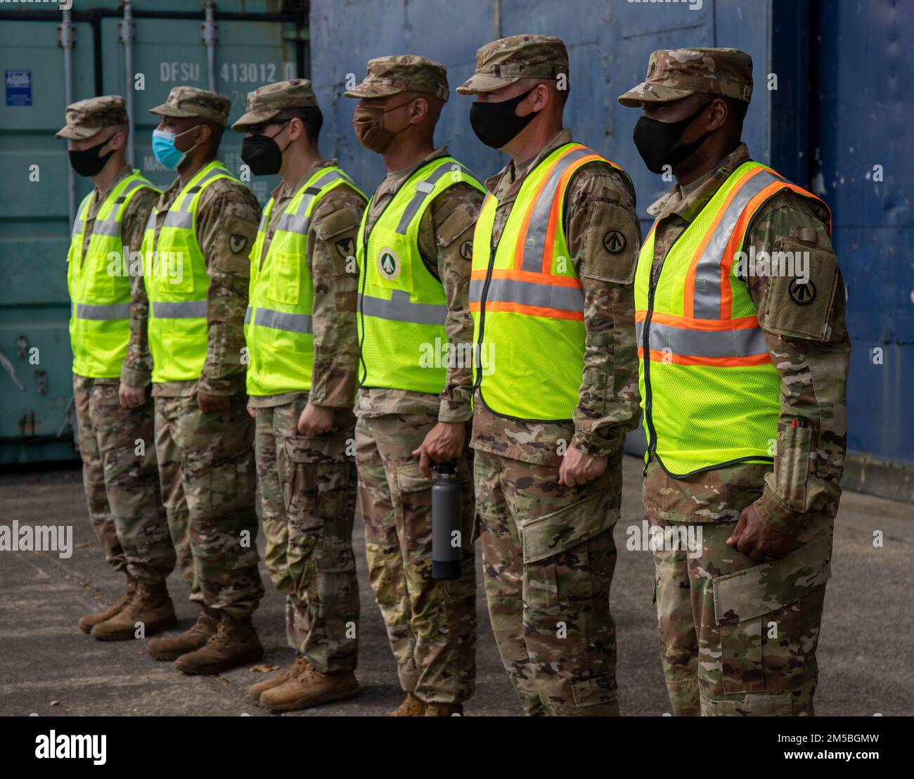 Soldiers from Army Field Support Battalion-Charleston, 402nd Army Field ...