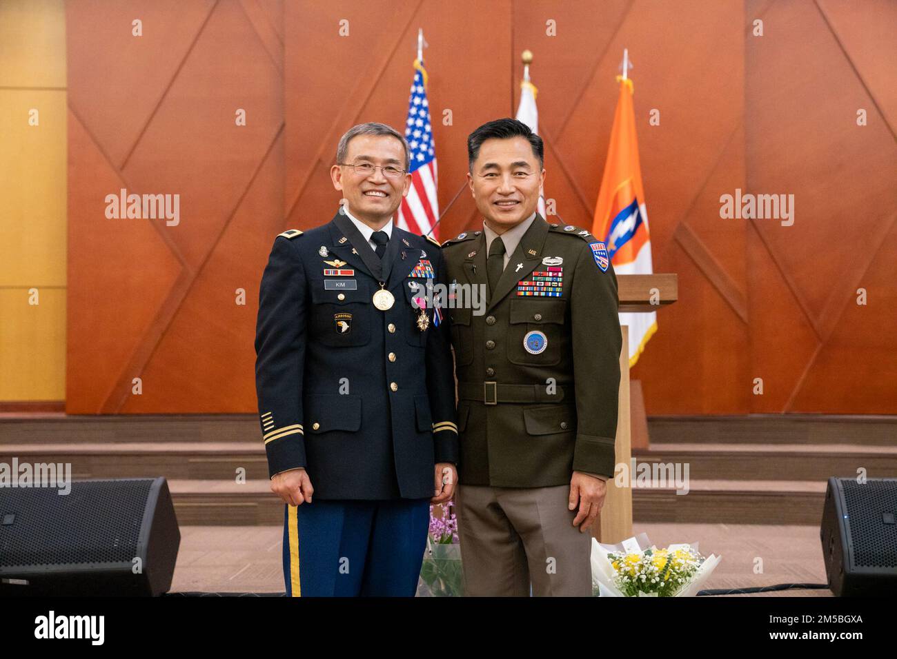 U.S. Army Col. Moon Kim, 1st Theater Signal Brigade Chaplain receives ...