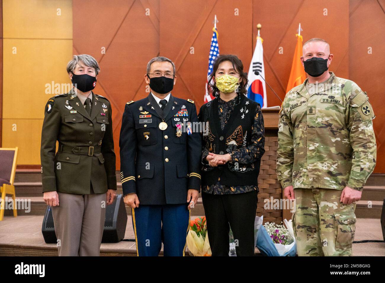 U.S. Army Col. Moon Kim, 1st Theater Signal Brigade Chaplain receives ...