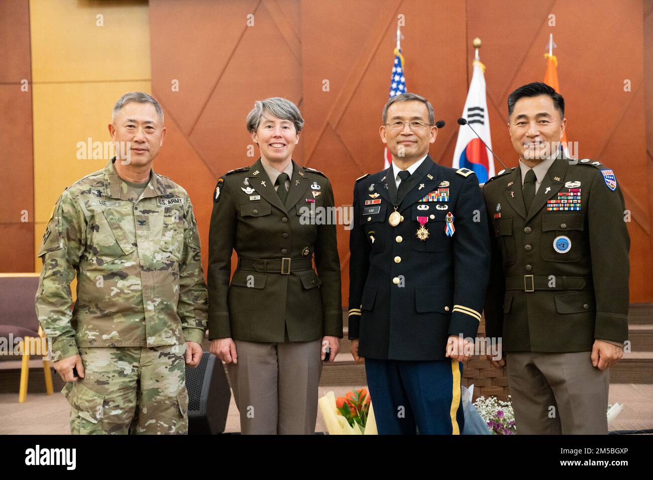U.S. Army Col. Moon Kim, 1st Theater Signal Brigade Chaplain receives ...