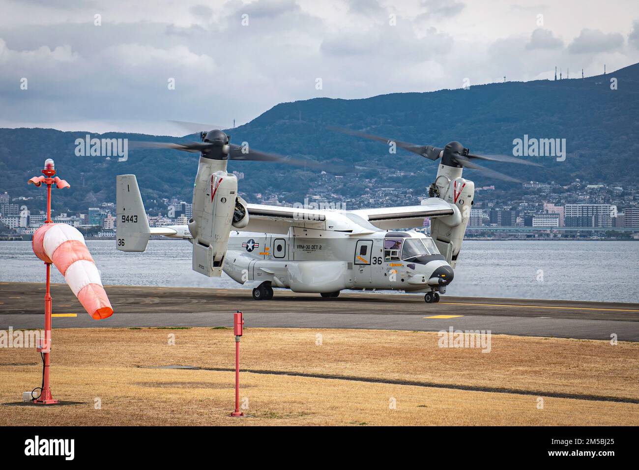 A CMV-22B Osprey tiltrotor aircraft assigned to the "Titans" of Fleet ...