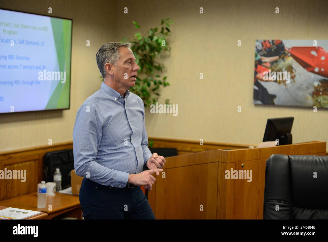 U s coast guard sector commander hi-res stock photography and images ...