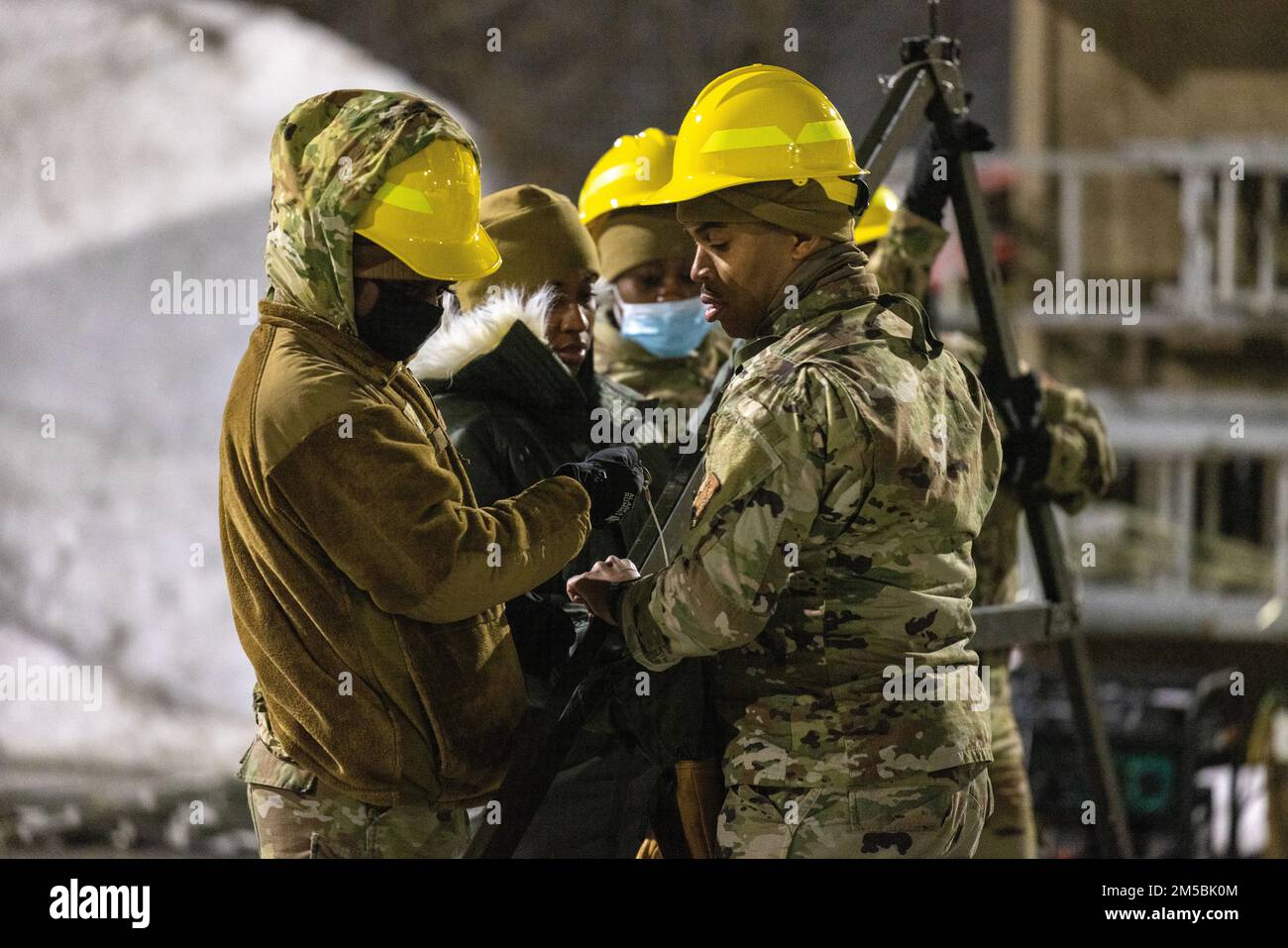 U.S. Airmen with the 116th Services Flight, 116th Air Control Wing ...