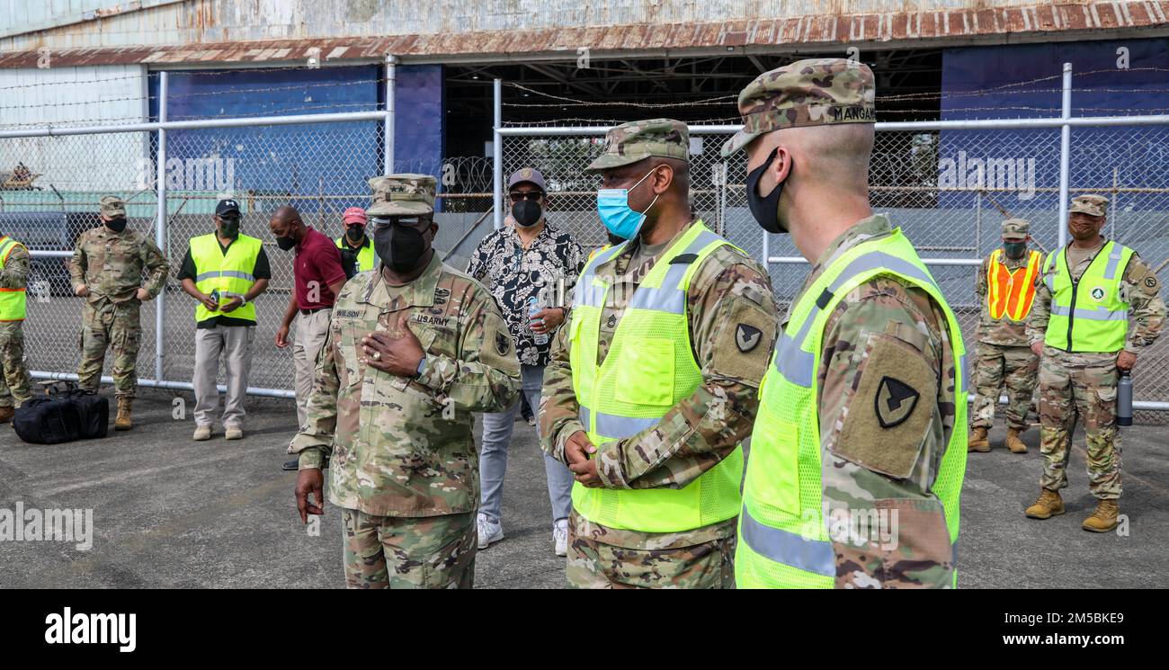 8th TSC Commanding General, Maj. Gen David Wilson meets with Soldiers ...