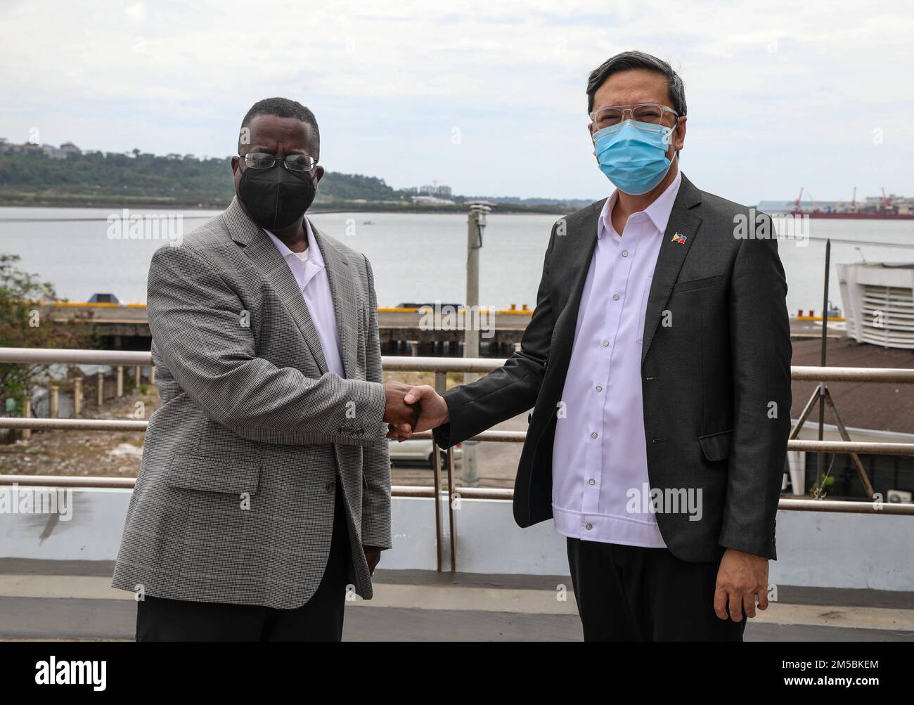 8th TSC Commanding General, Maj. Gen. David Wilson meets with Subic Bay ...