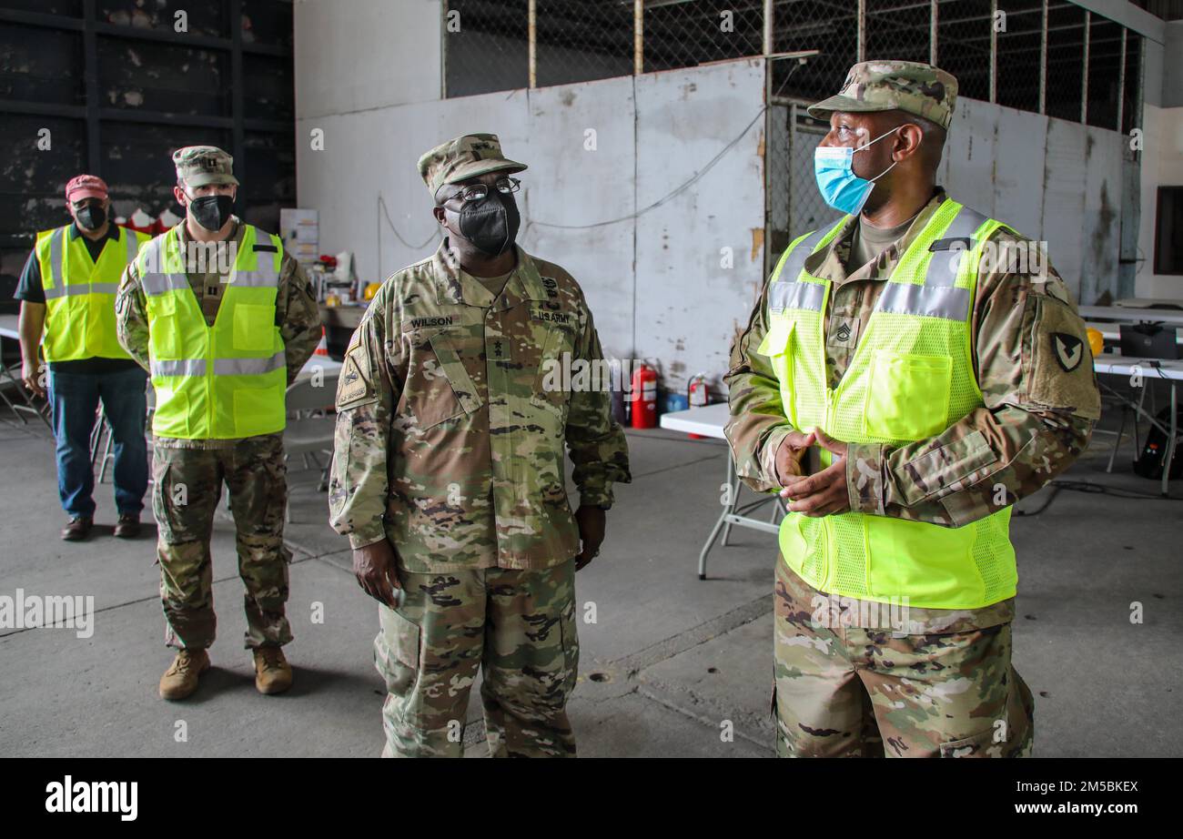 8th TSC Commanding General, Maj. Gen David Wilson meets with Soldiers ...