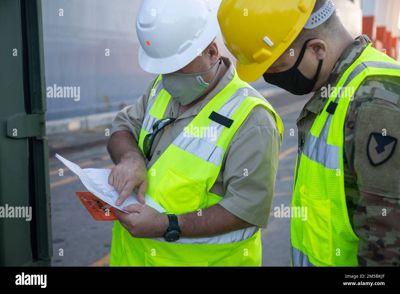 Army Field Support Battalion-Charleston's Don Strunk, left, and Lt. Col ...