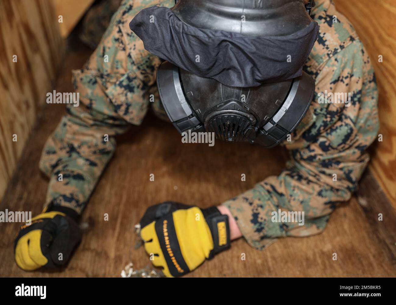 Marine Security Guard (MSG) students with Marine Corps Embassy Security ...