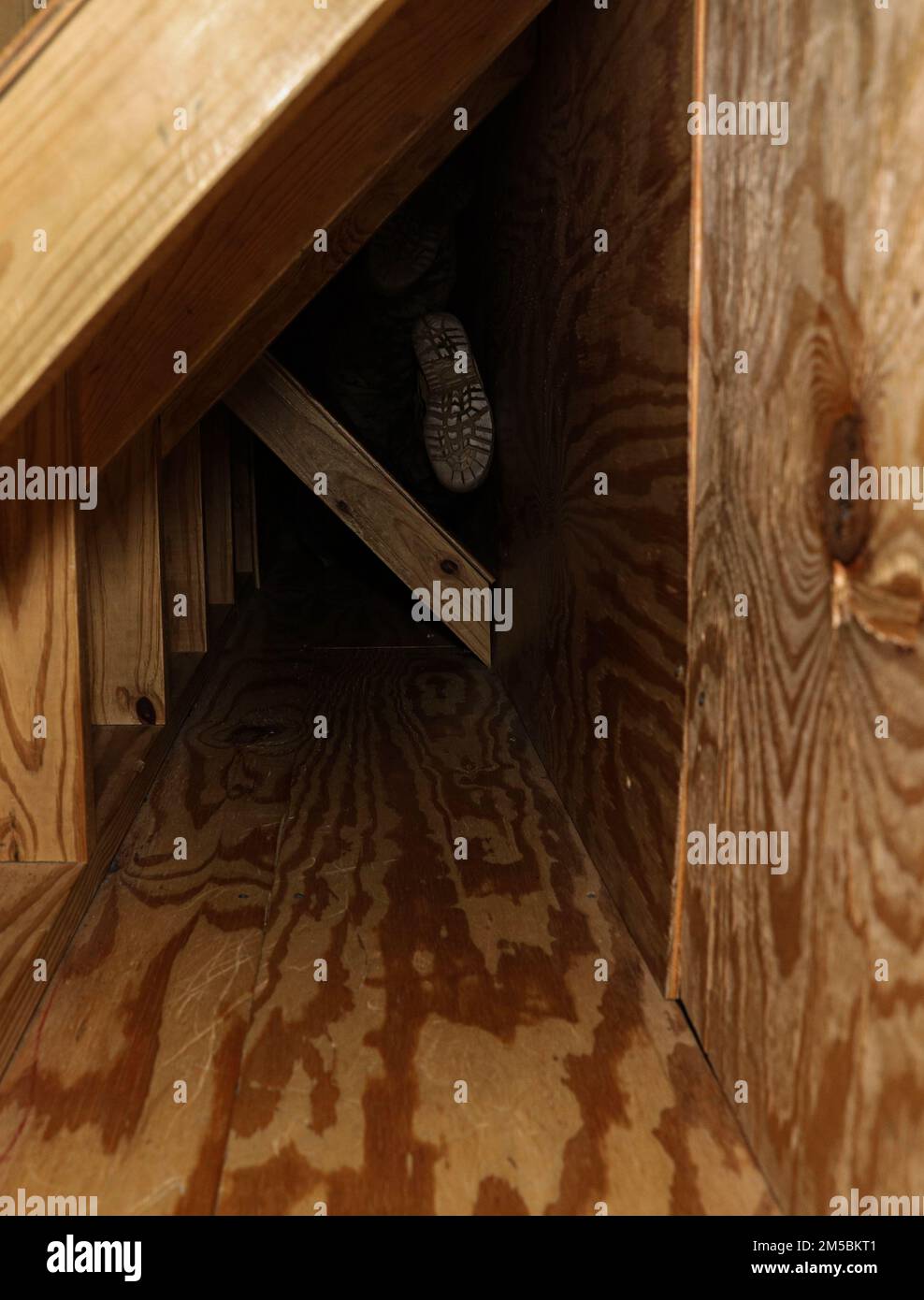 Marine Security Guard (MSG) students with Marine Corps Embassy Security ...