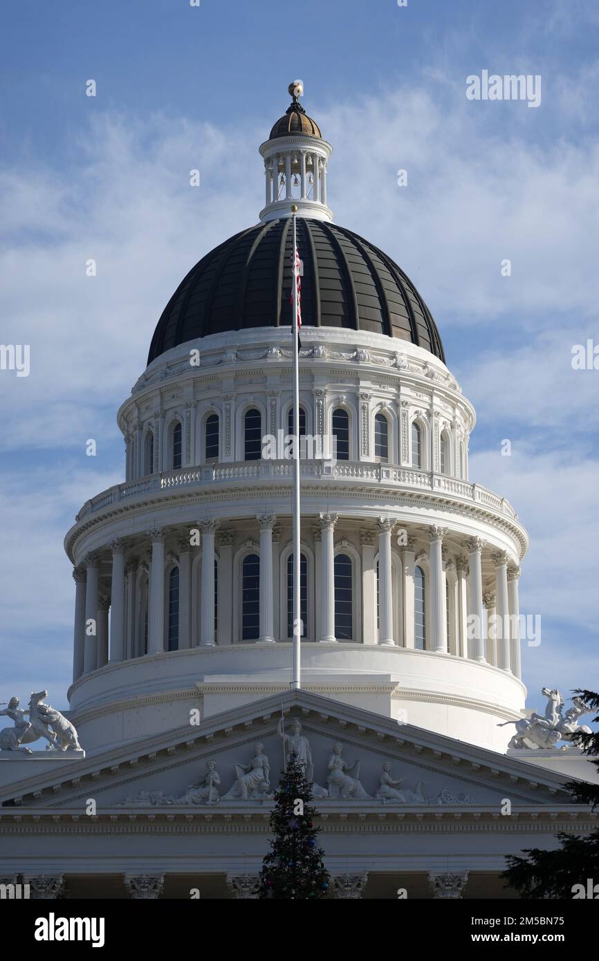 A general overall view of the California State Capitol building ...