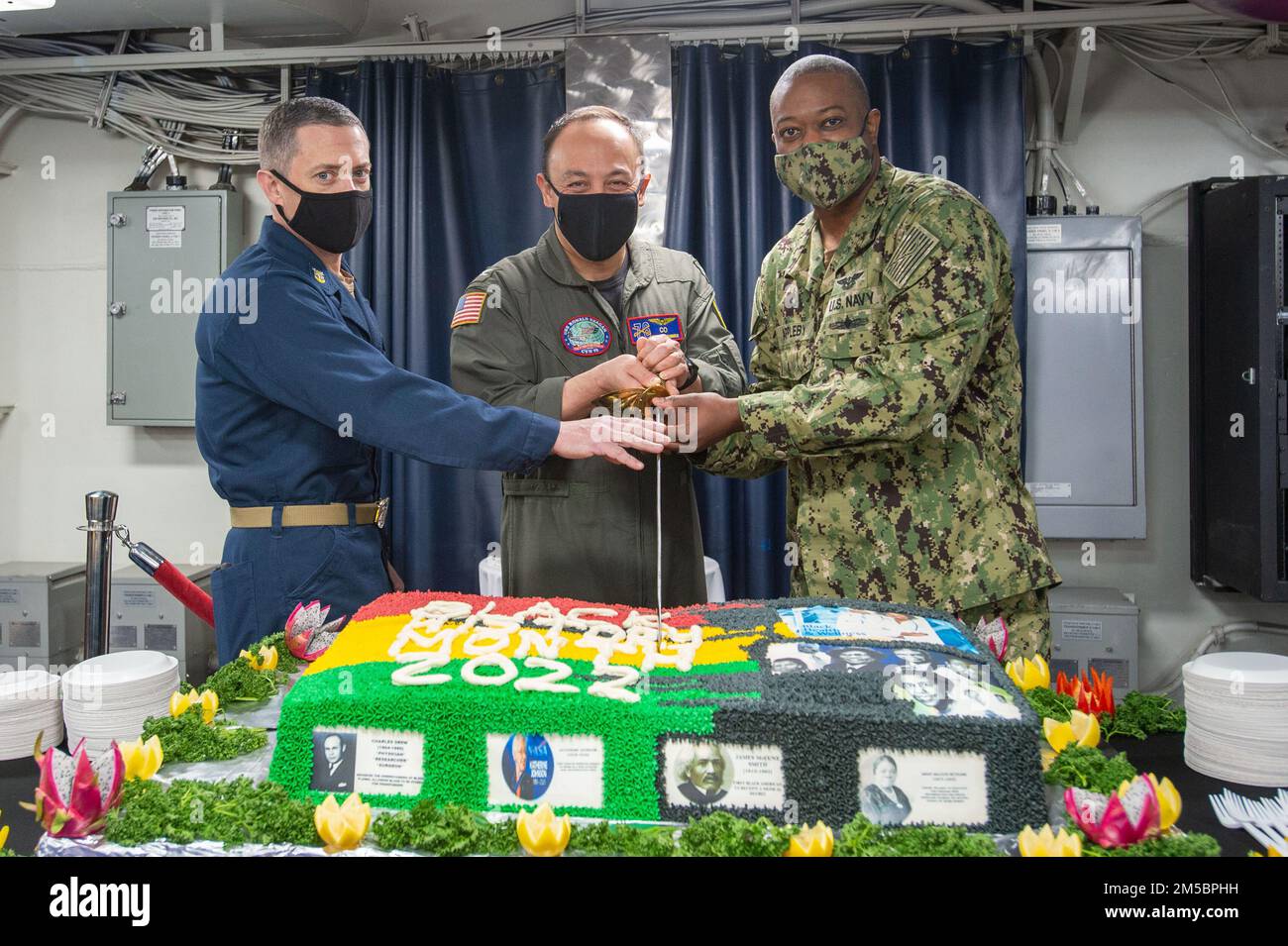 220224-N-NW981-1074 YOKOSUKA, Japan (Feb. 24, 2022) Capt. Fred ...