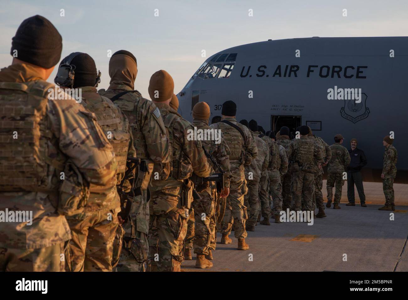 Soldiers of 2nd Battalion, 503rd Parachute Infantry Regiment, 173rd ...